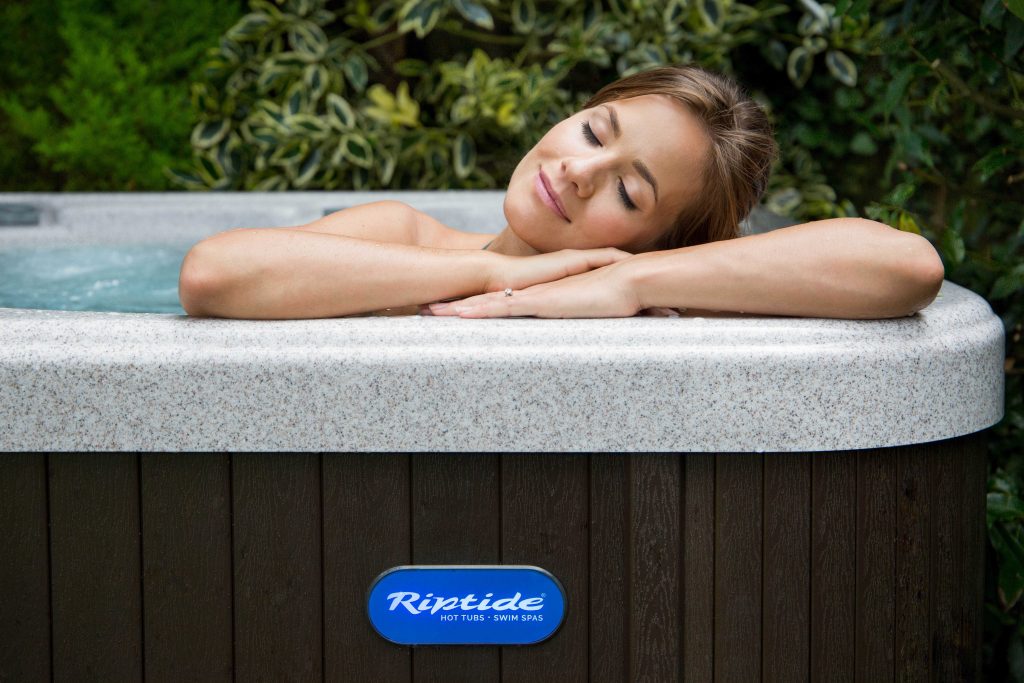 Hot Tubs & Spas - Riptide Pools